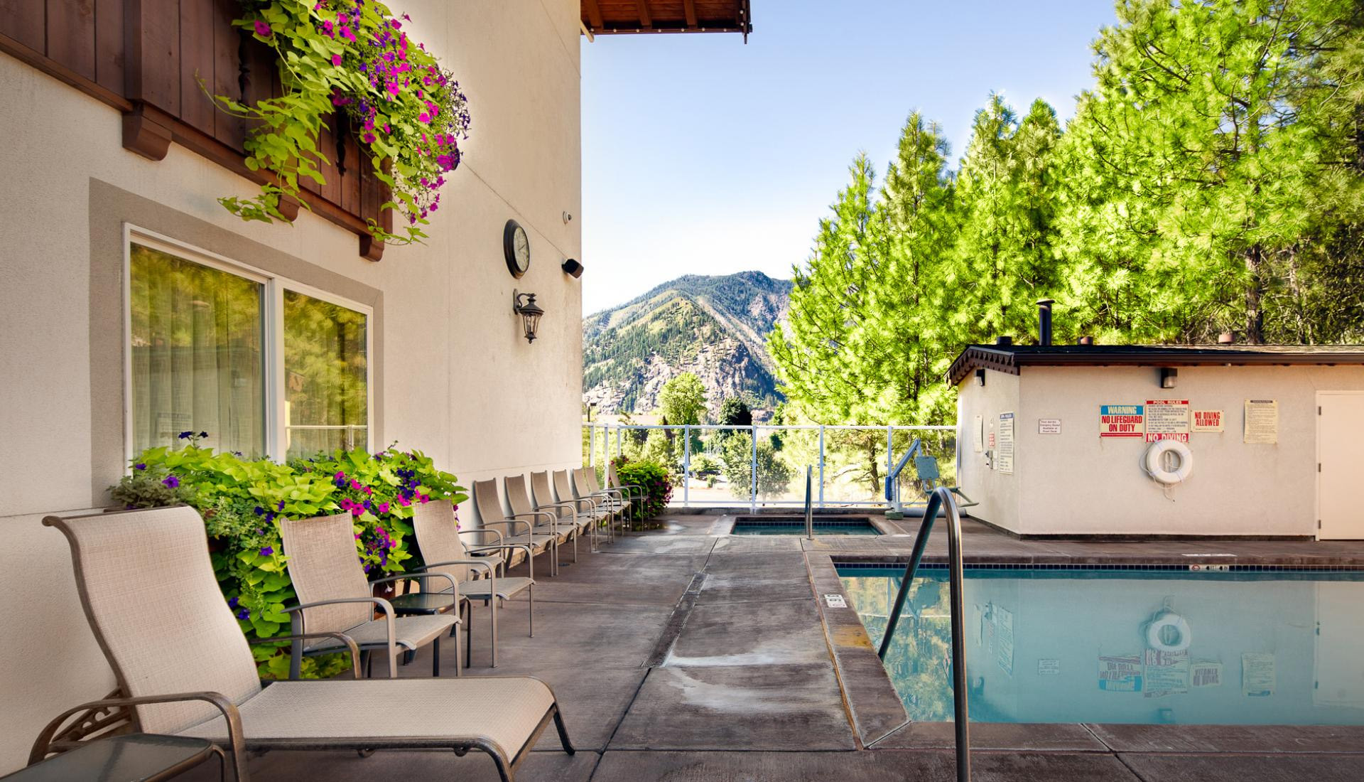 Mountain King (HI) - Bavarian Lodge